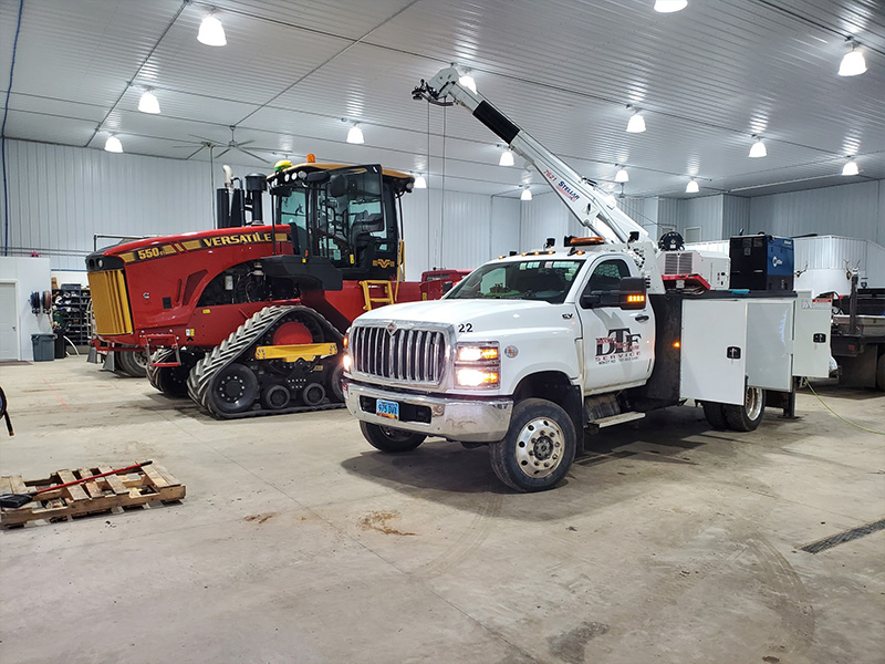 Tractor Service Department | Minot, ND | Dakota Truck and Farm