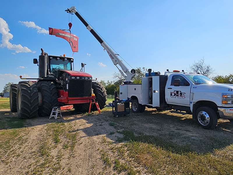 Tractor Service Department | Minot, ND | Dakota Truck and Farm